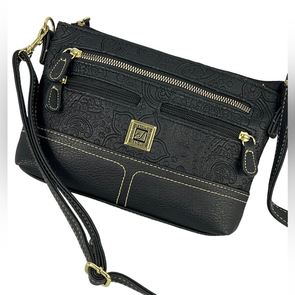 Stone Mountain Accessories | Bags | Stone Mountain Black Tool Pebbled ...
